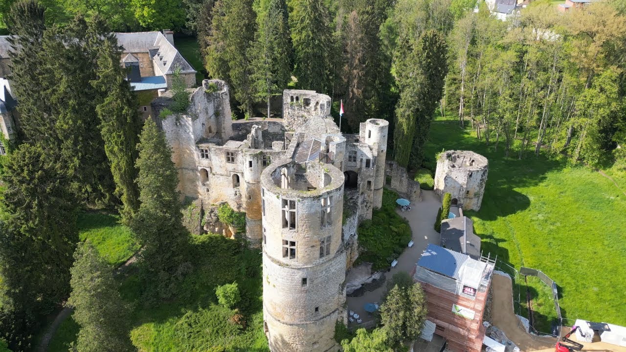 Chateau de BEAUFORT - YouTube