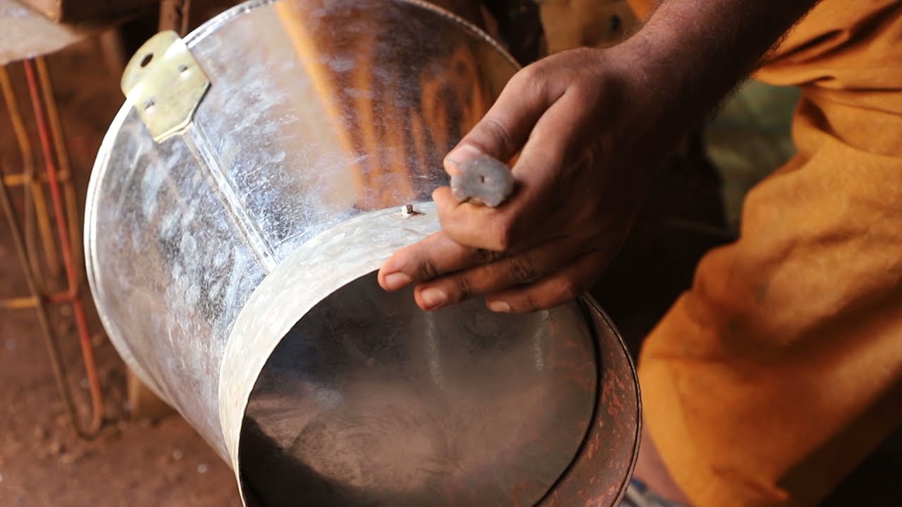 The art of Fabricated Metal Buckets - YouTube