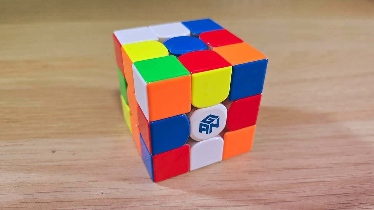 How to Solve the Rubik's Cube (Easy Method) - YouTube