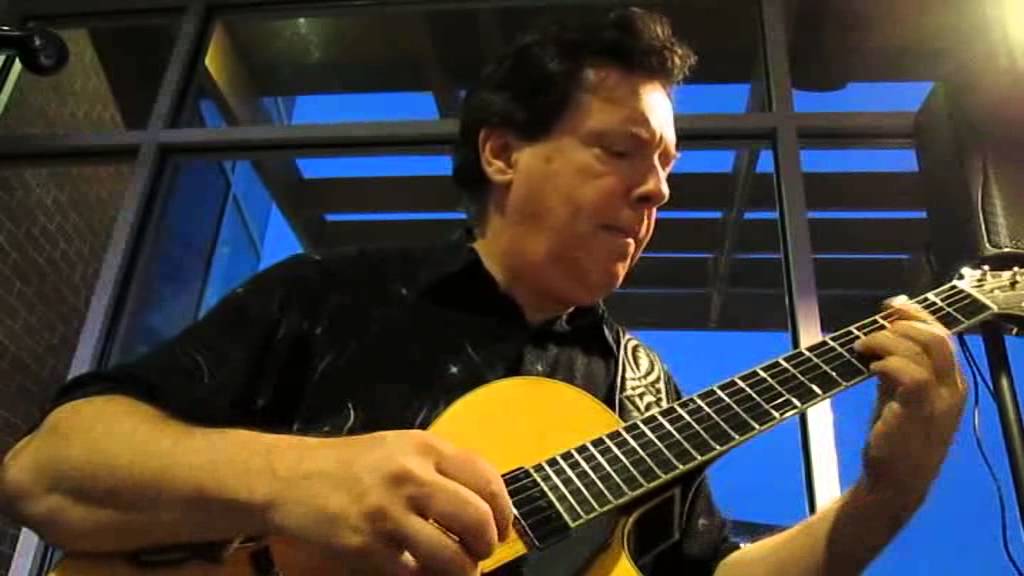 St Thomas, by Sonny Rollins, played by Kevin Karrick - YouTube