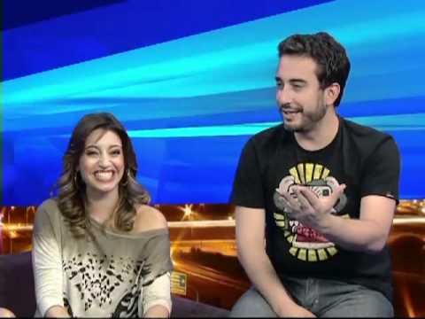 KELLY MARIA VAI AS RUAS DISCUTIR O BEIJO (MADRUGADA VANGUARDA) - YouTube