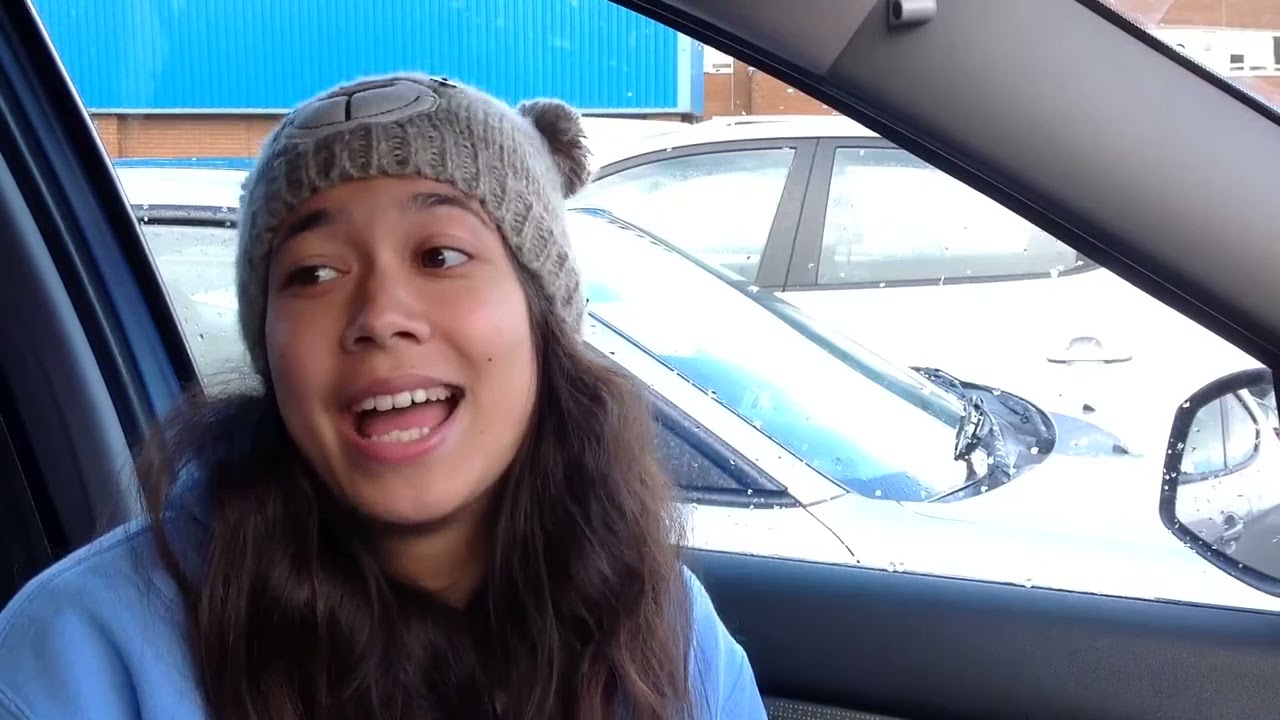 French Dialogue Internet et les réseaux sociaux - YouTube