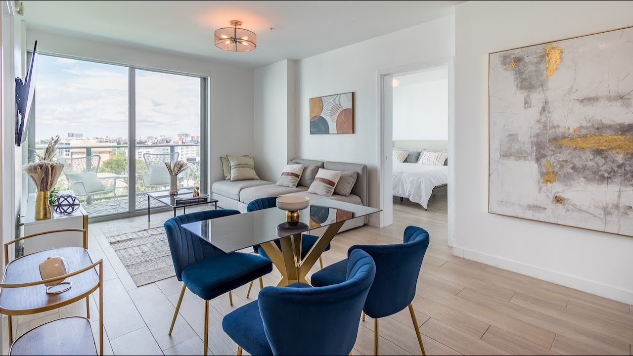 1600 SW 1st Ave 810, Miami - YouTube