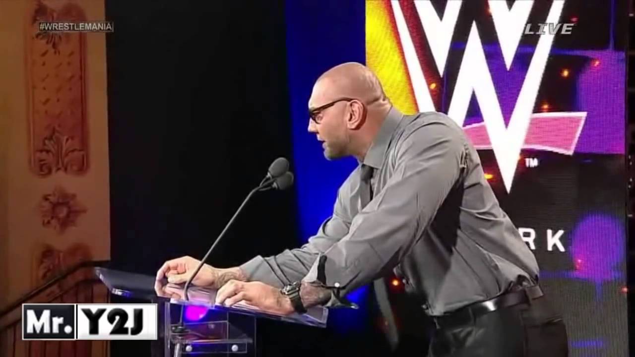 Batista Vs Fan WWE Wrestlemania 30 Press Conference Funny - YouTube