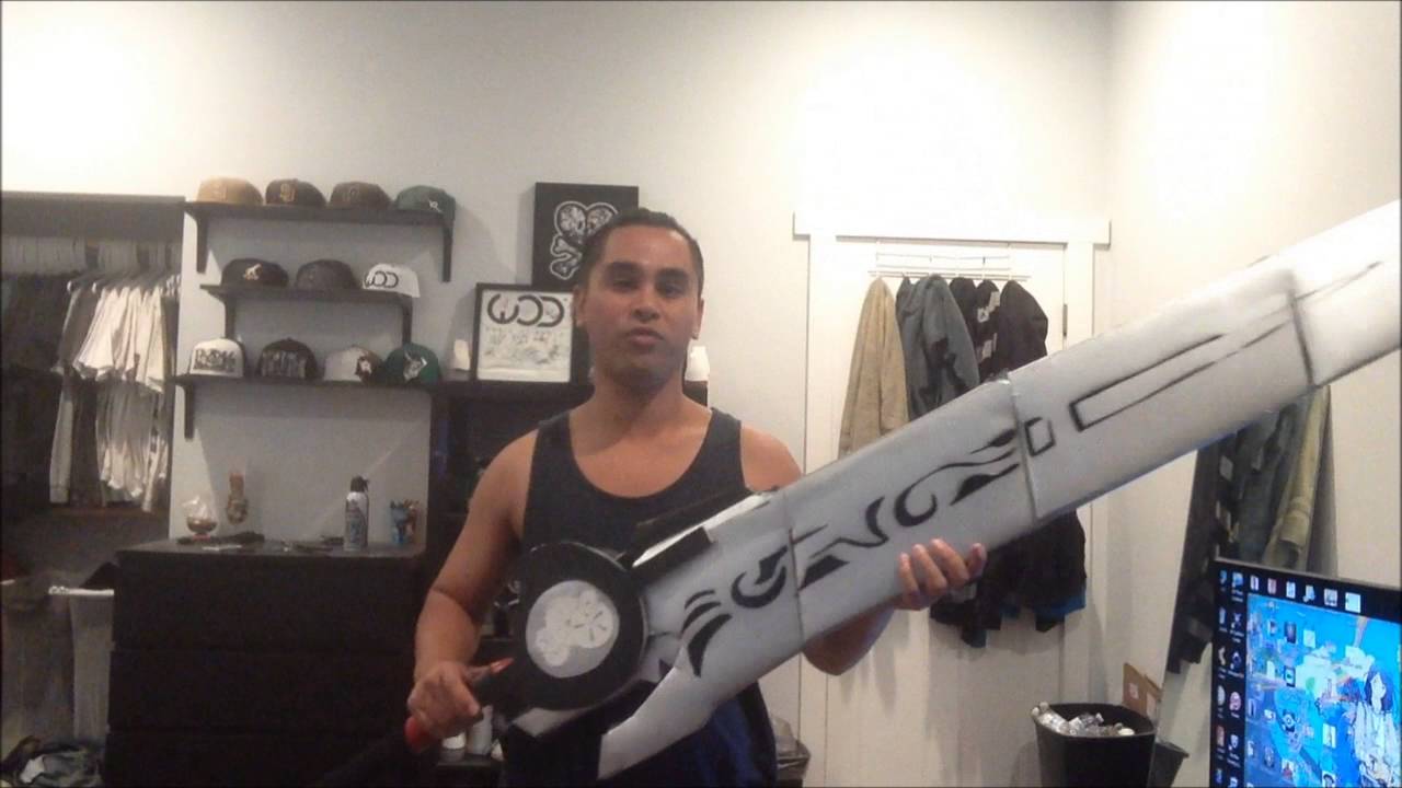 RWBY Qrow Sword Transformation To Scythe - YouTube