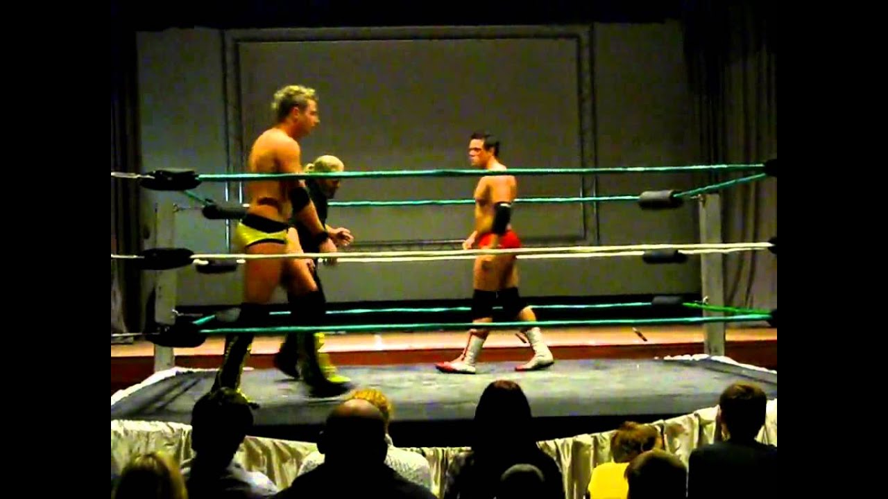 Joel Redman v Nick Riley at FCA 30th Jan 2010 - YouTube