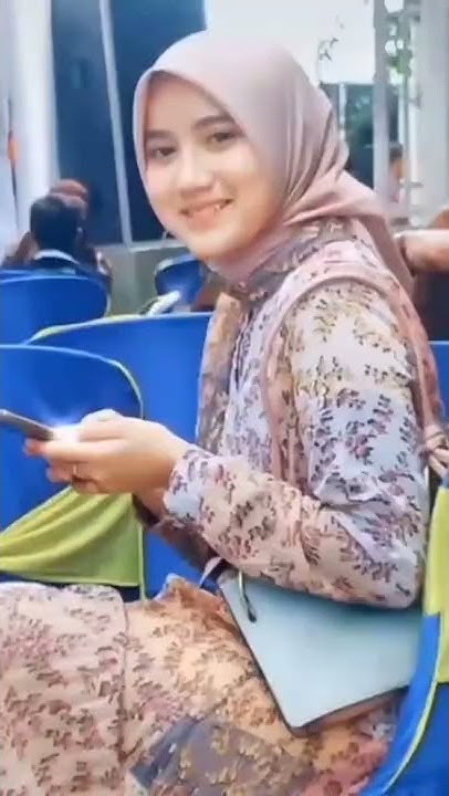 Ganti baju nggak lihat tempat ( cak sugir ) - YouTube