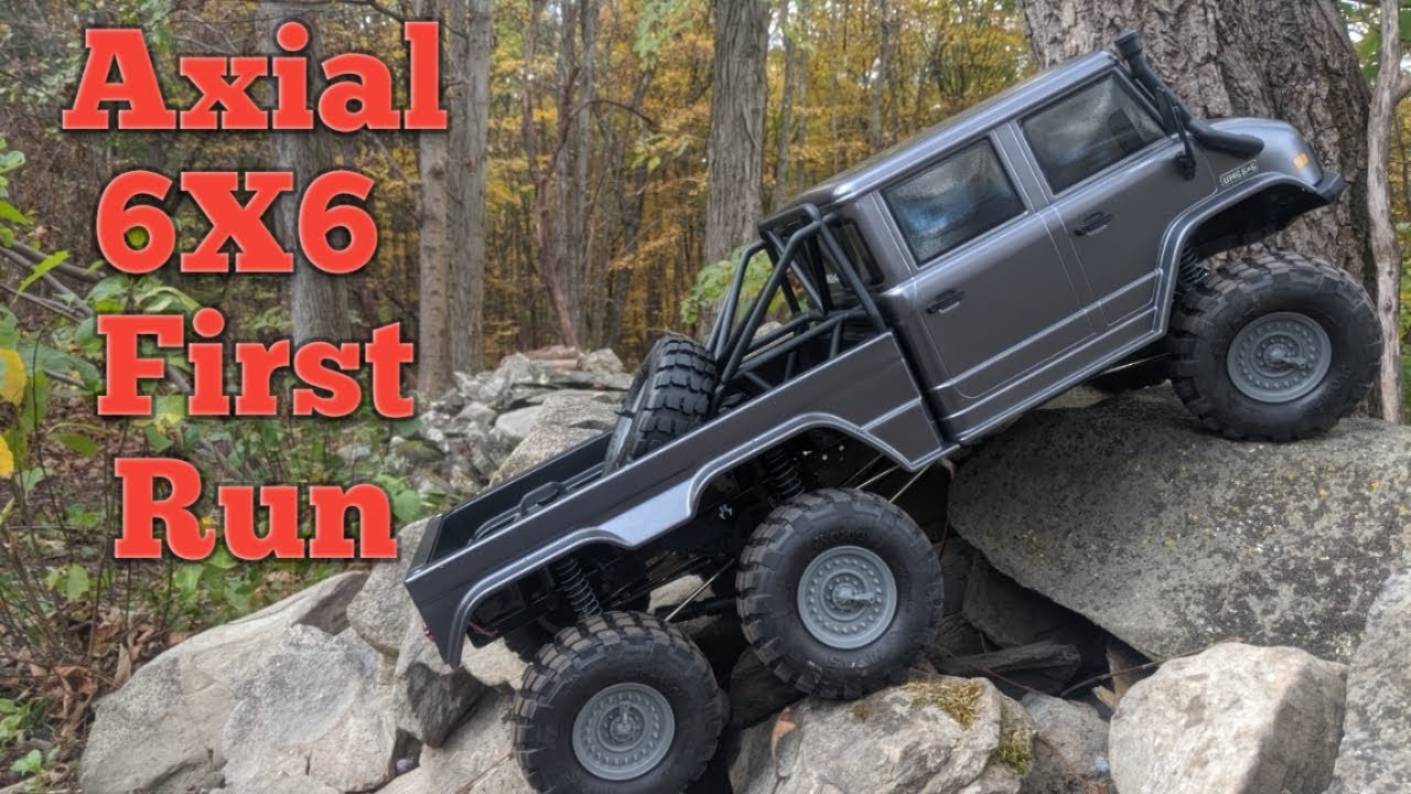Axial UMG10 6x6 First run on rocks!!!! - YouTube