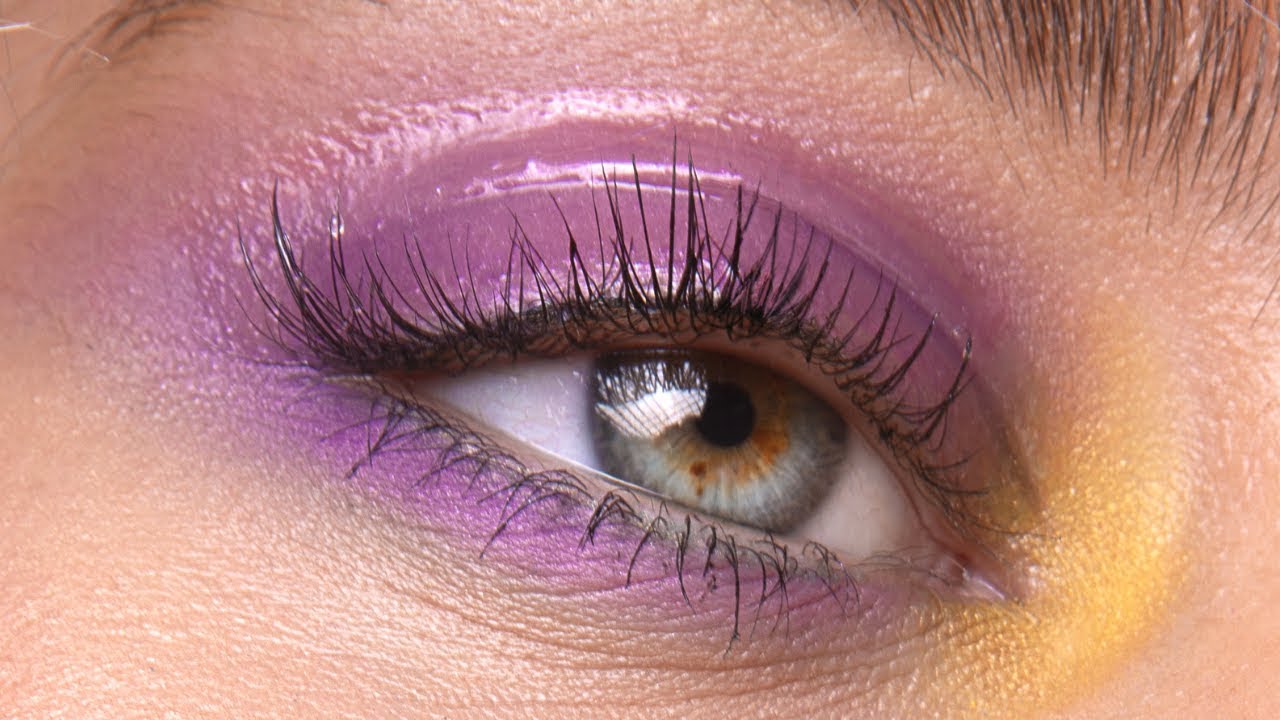 How to Retouch & Enhance Eyes in Photoshop (While Still Making Them ...