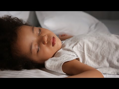 How losing minutes of sleep can affect your child's health - YouTube