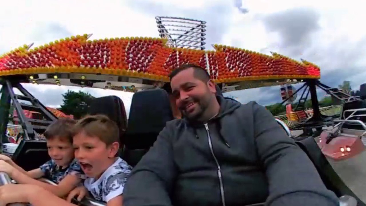 EPIC FAIRGROUND RIDE IN FULL 360 VR HEADSET - YouTube