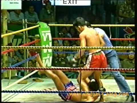 Muay Thai, Sasiprapa Gym - YouTube