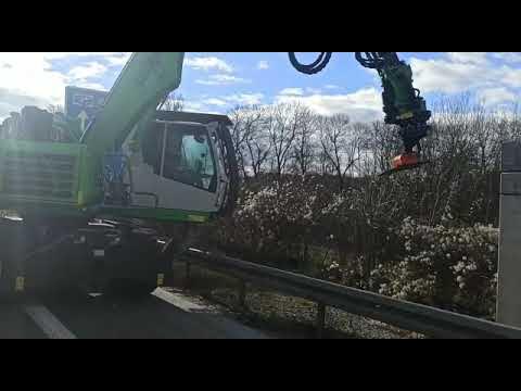 Sennebogen 718 with Albach Hedge Trimmer - YouTube