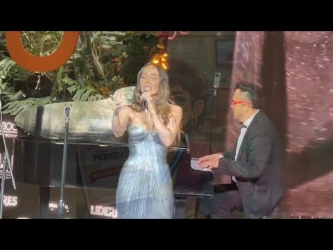 BELINDA LUCIO ESPECTACULAR EN LOS 300 LÍDERES MÁS INFLUYENTES ACUDE ACOMPAÑADA DE HERMANO NACHITO