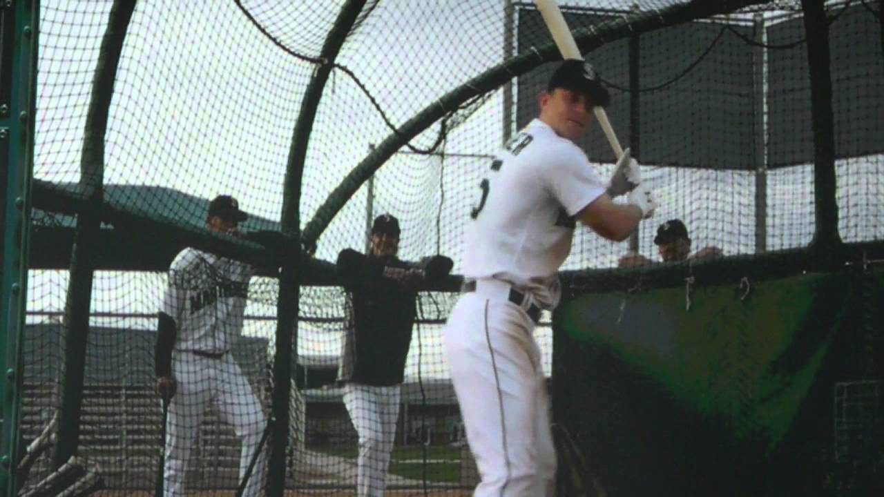 Seattle Mariners Commercials on the big screen at Safeco Field 3 30 ...