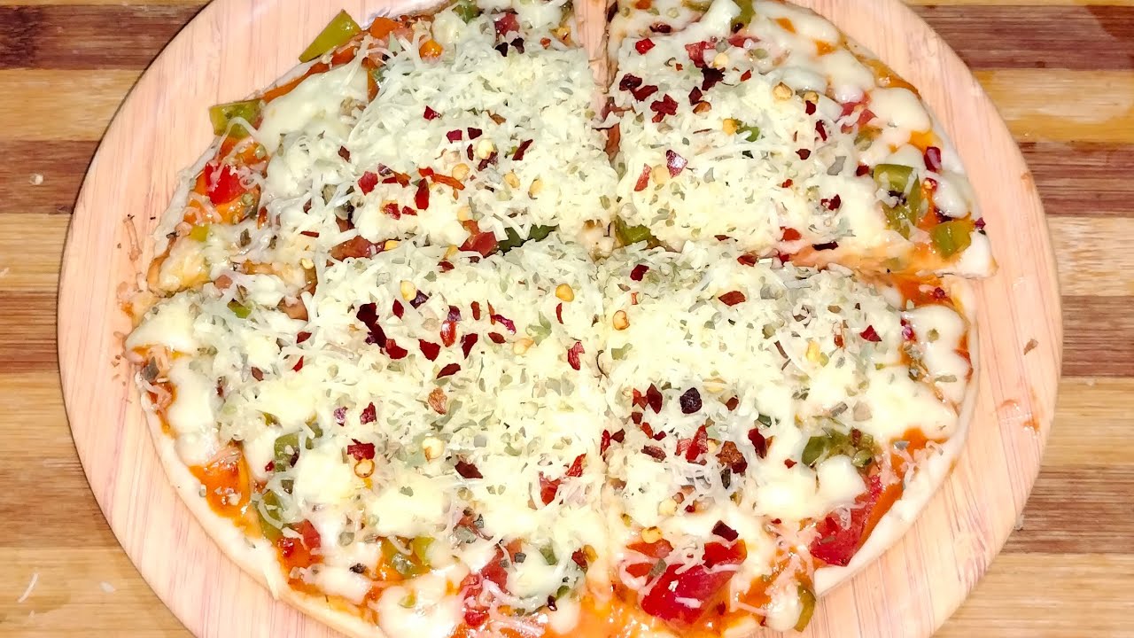 Cheese Loaded Readymade Base Pizza Recipe | Veg Cheesy Pizza Recipe ...