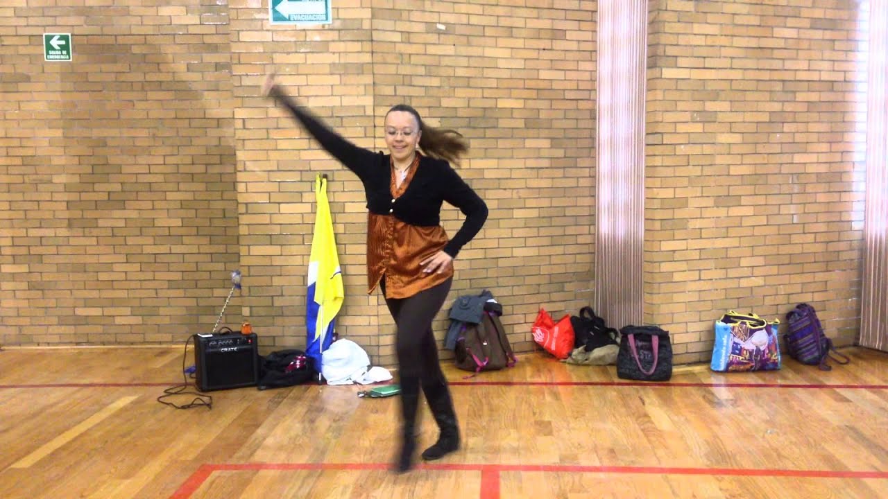 Happy coreografía con bastón - YouTube