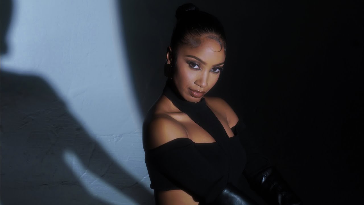 RUBY DURHAM- Feenin’ (Official Visualizer) - YouTube