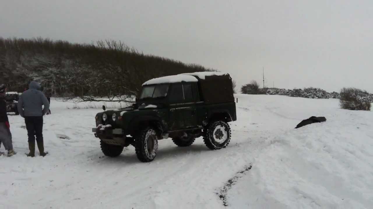 land rover offroading in the snow - YouTube