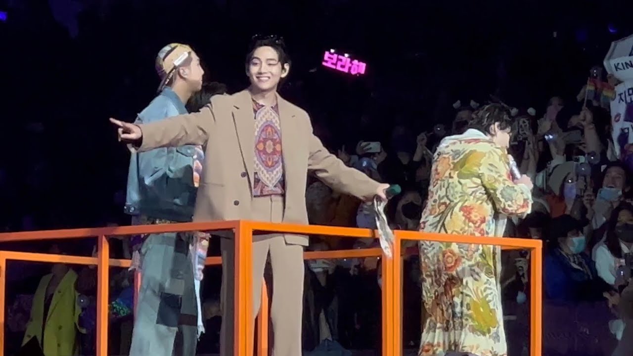 211202 BTS Telepathy Fancam D4 Permission to Dance On Stage PTD 방탄소년단 ...