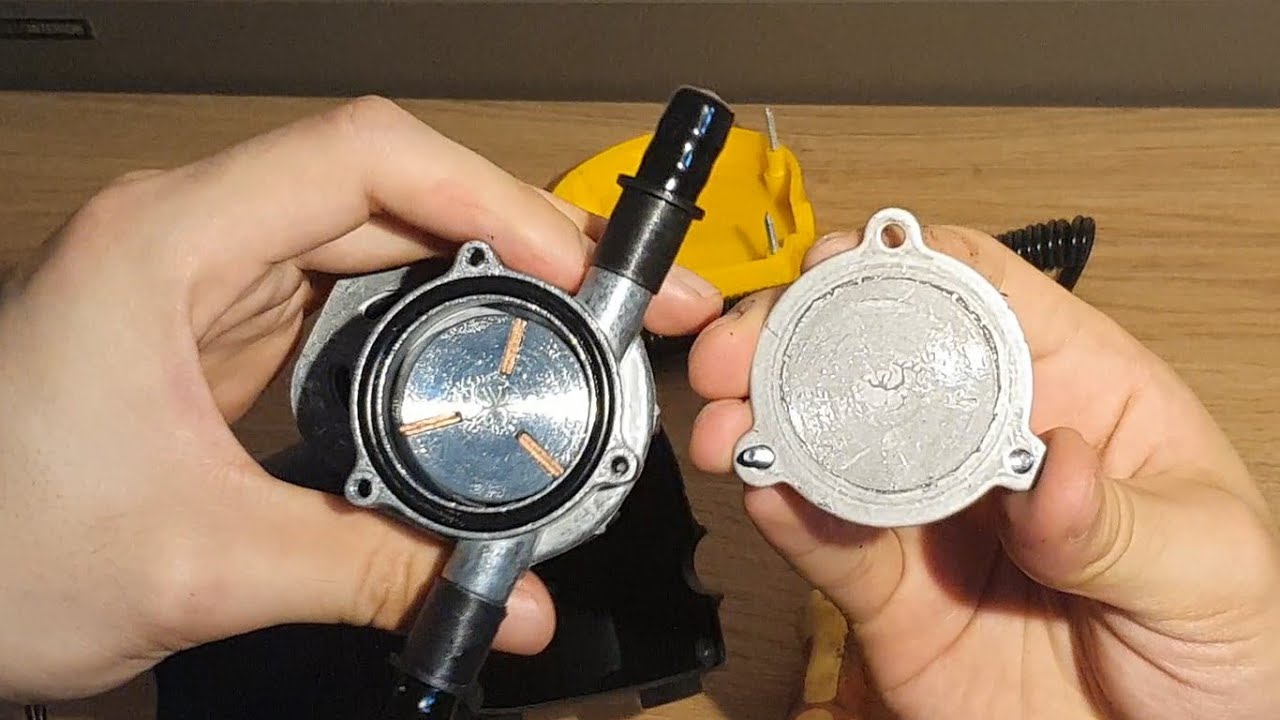 What's inside the 12V Engine Oil Extractor(Oil Suction Pump disassembly ...