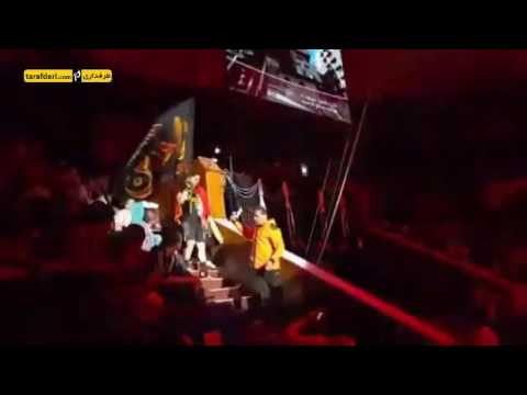 ABŞ-da Qaydasız Döyüş Çempionu İmam Hüseyn (ə) Bayrağını ucaldıb