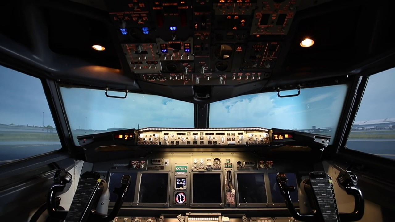 737-800 Full Cockpit Simulator by: Airliner Adventures - YouTube
