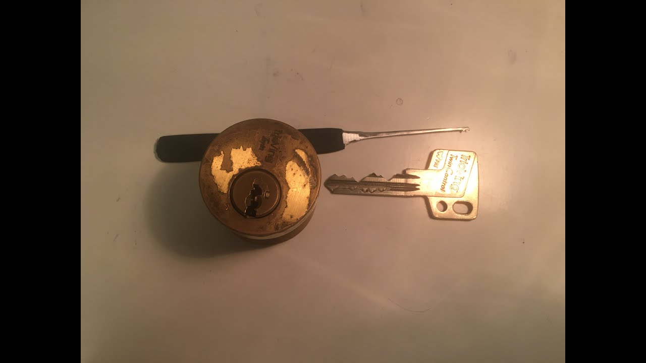[18] Trioving twin control (assa twin combi) picked and gutted - YouTube