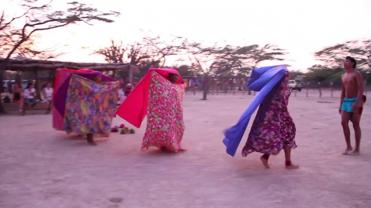 ॐ WAYÚU DANCE La Yonna I Guajira Colombia - YouTube