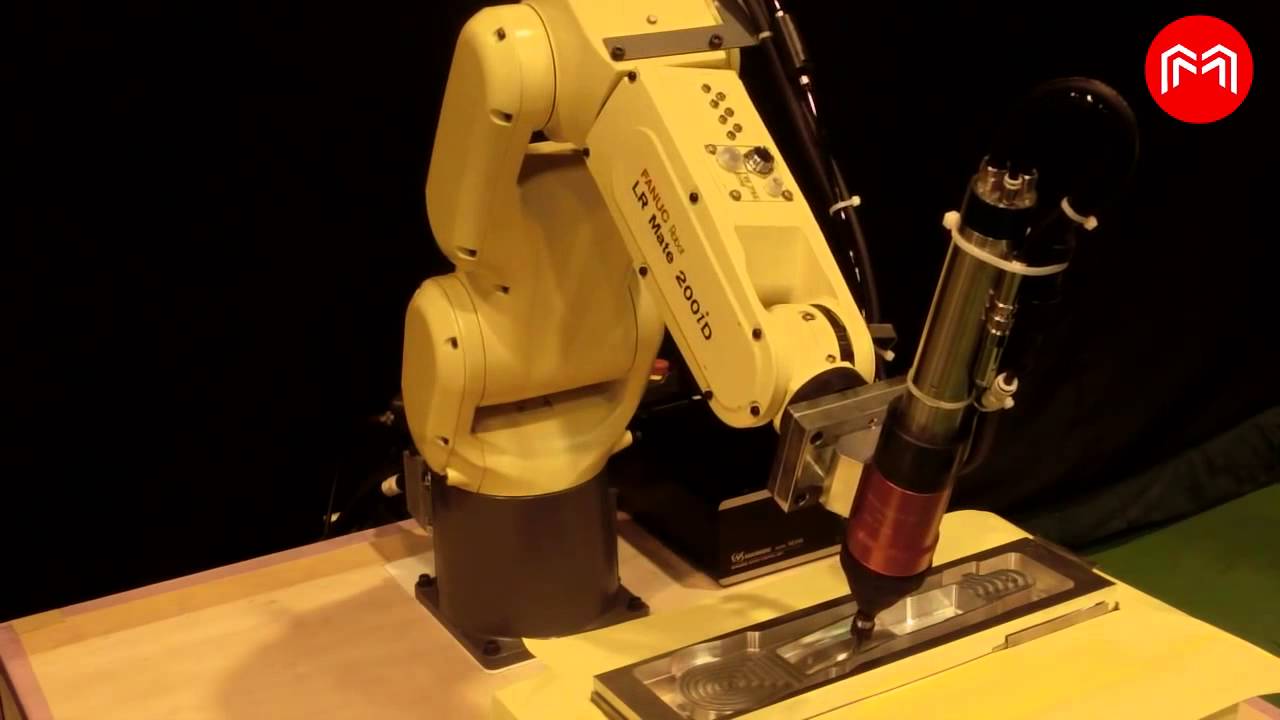Robotmaster Roboterentgraten (Fanuc) - YouTube
