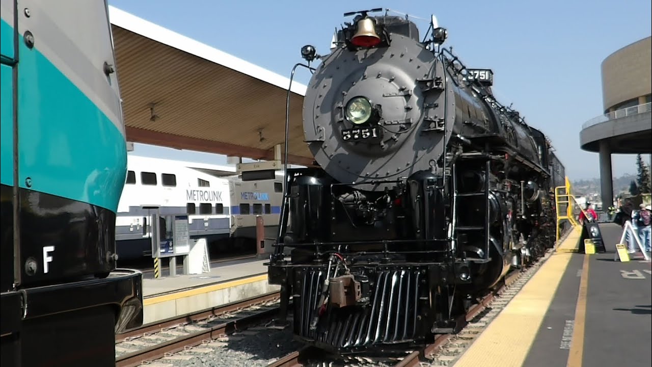 Trainfest 2024 ft. Santa Fe 3751, Amtrak 203 and Metrolink 906 ft lots ...