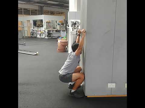 Wall squat and its variations - YouTube