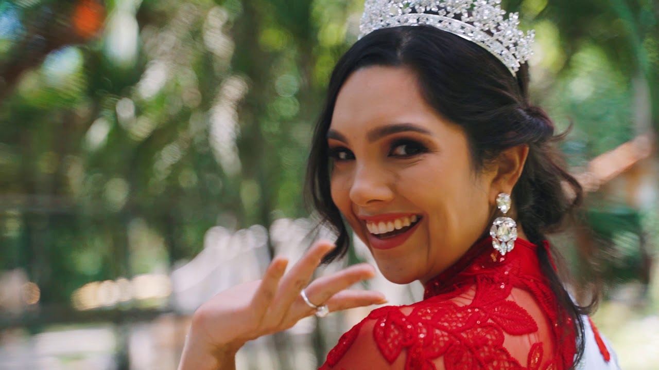 Reina China Panamá 2019 | Andrea Parra Choy - YouTube