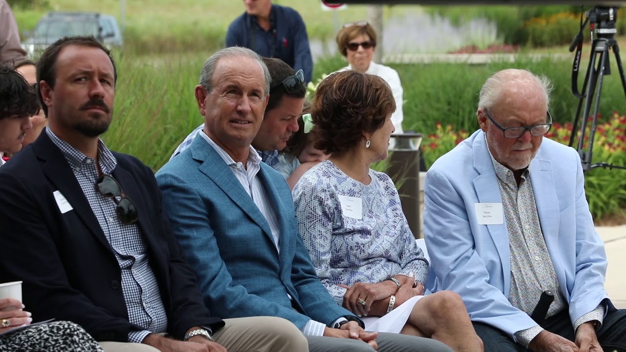 Peter Secchia is honored with statue - YouTube
