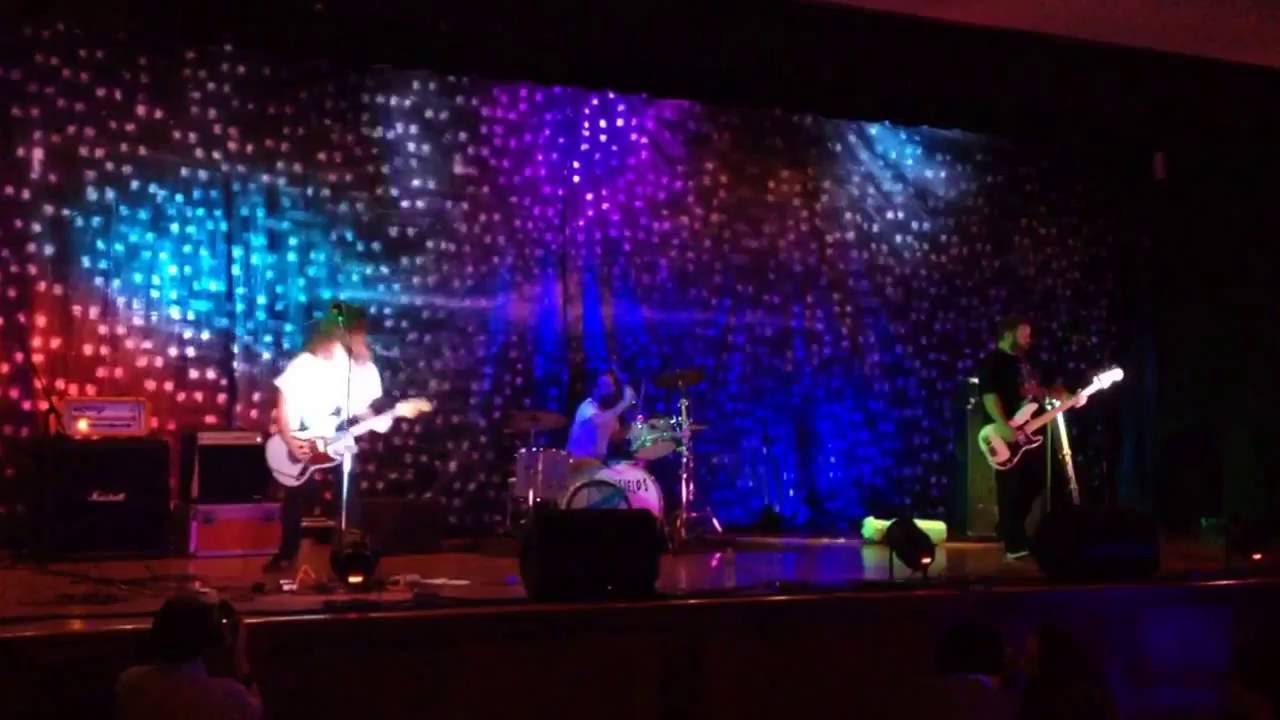 Miniature Giant at Shockacon 2016 in Charleston,West Virginia on 10/1 ...