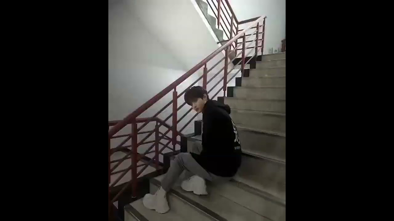 the iconic stairs of all time!! #kpop #edit - YouTube