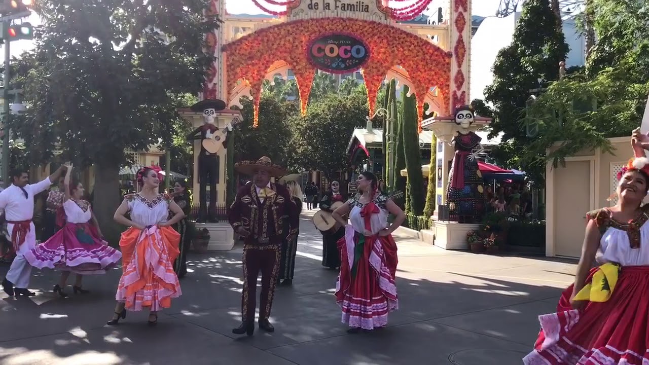 New Coco Show at Disney California Adventure - YouTube