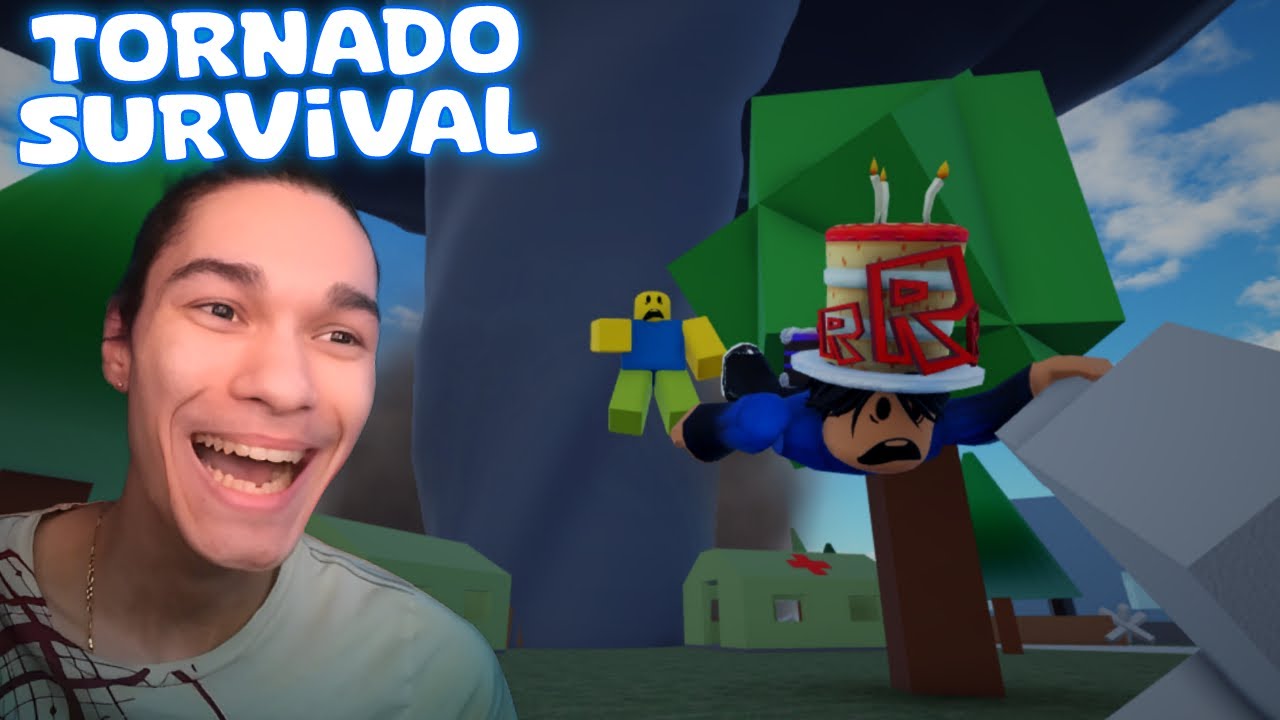 SURVIVING THE TORNADO | Roblox Tornado Survival - YouTube