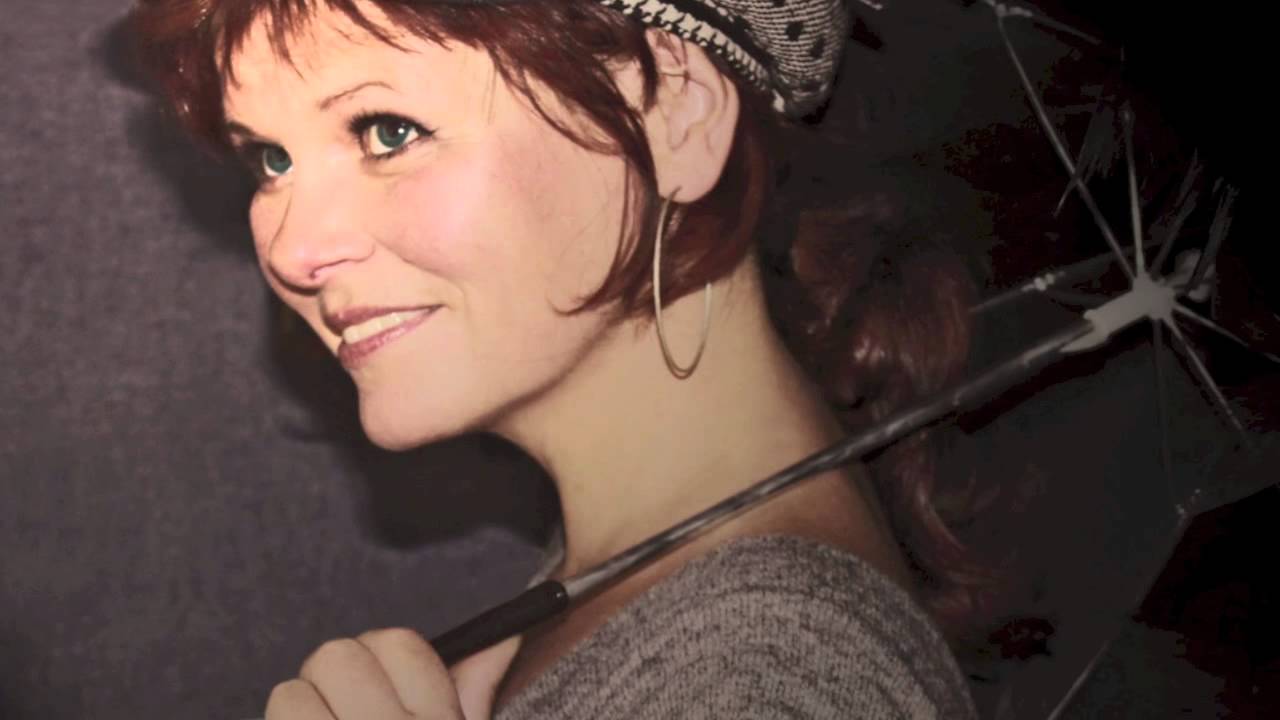Interview bei Radio Top Debütalbum Jane Fountaine "I am who I am" - YouTube