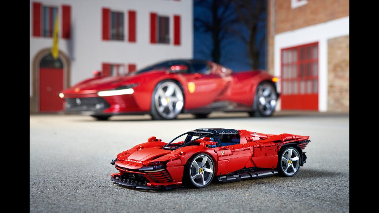 Lego Technic Ferrari Daytona SP3, set 42143 review - YouTube