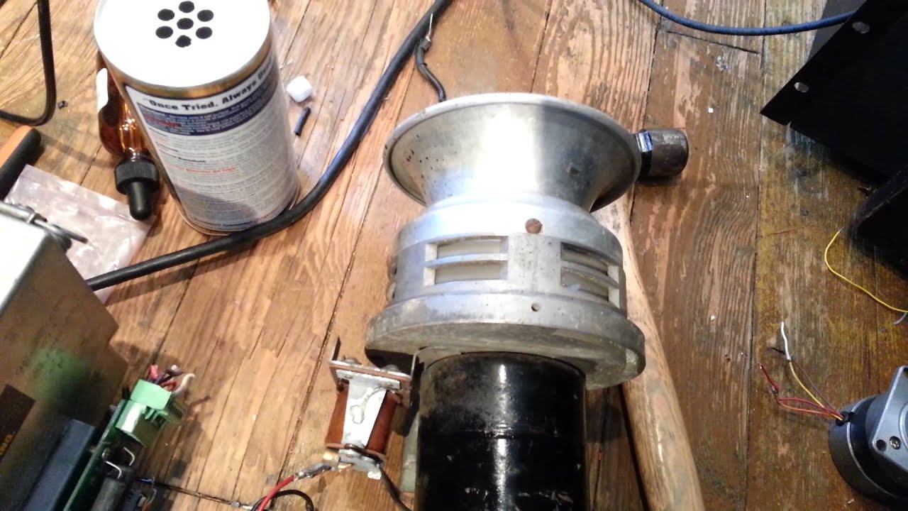 Mini air raid siren - YouTube