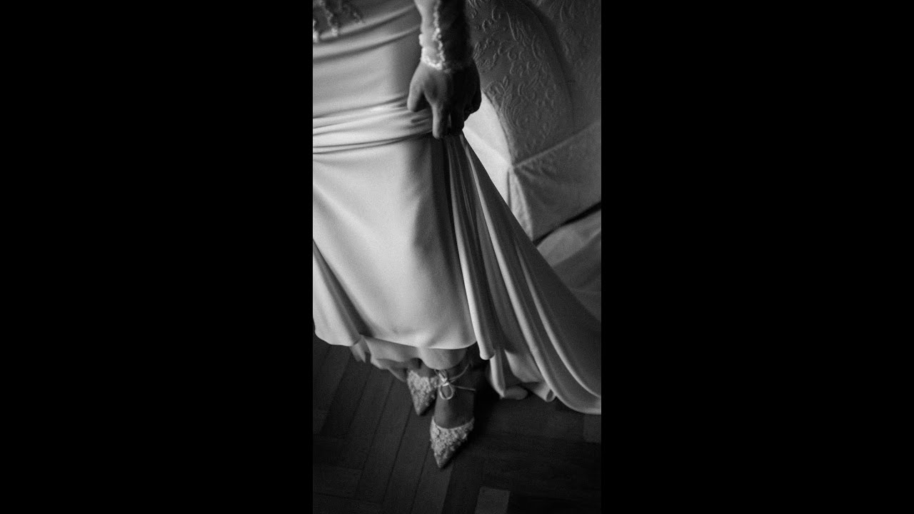 Robyn & Tom's Wedding // Buckland Estate #shorts - YouTube