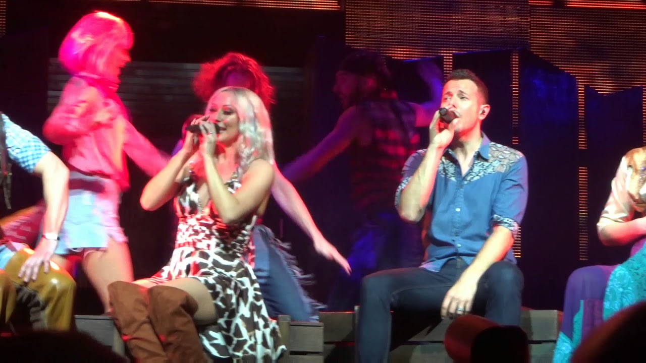 Steps live Dublin the way u make me feel Nov 2017 - YouTube
