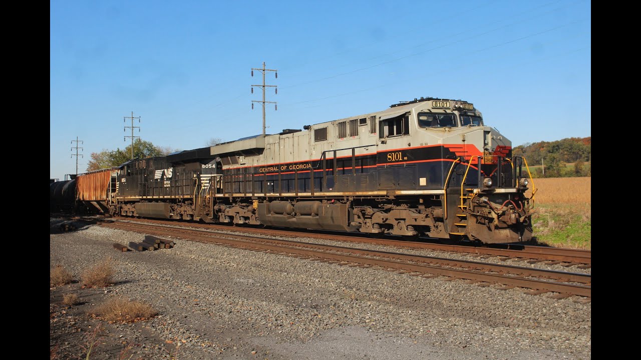 Eastbound NS 64E With NS #8101 Leading - YouTube