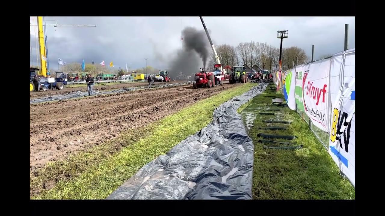 Trekkertrek nijkerkerveen volvo bm 800 6 ton standaard - YouTube