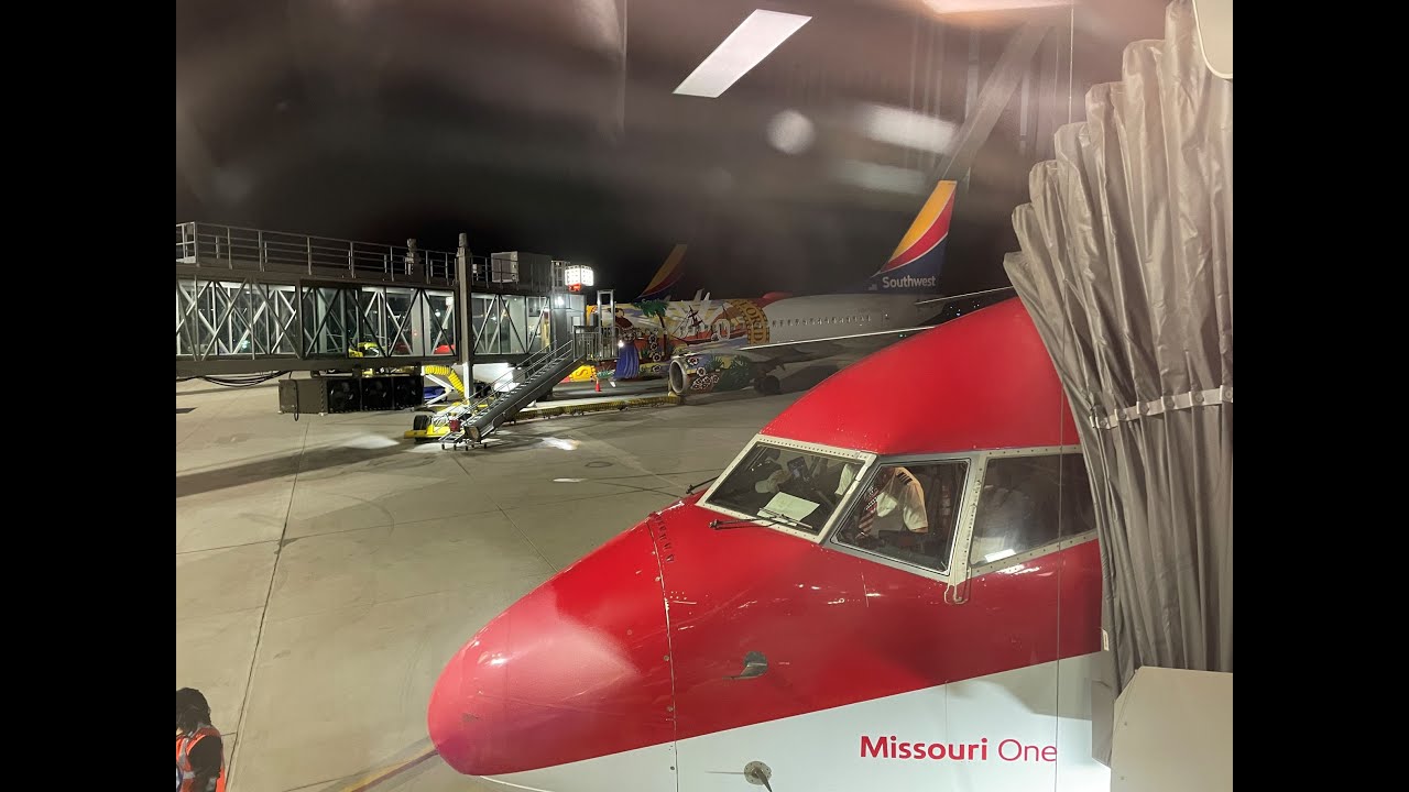 FIRST FLIGHT from the New Kansas City International Airport Terminal ...