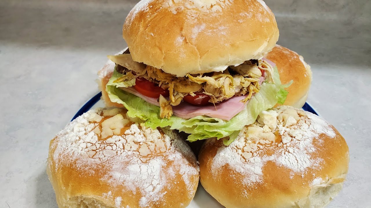 Como hacer estos deliciosos bonetes pan de sal para tortas - YouTube