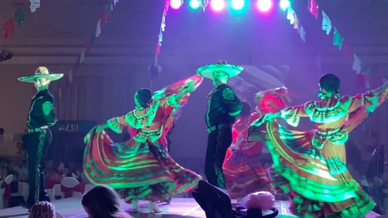 DID YOU SAY TAMALES?!? | Mexican Theme Night at Paradise Village ...