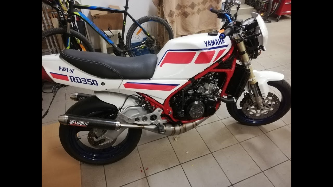 Yamaha RD350 YPVS custom - YouTube
