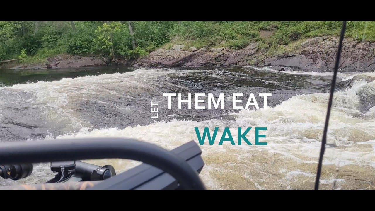 RUNNING RAPIDS IN A JET BOAT - YouTube